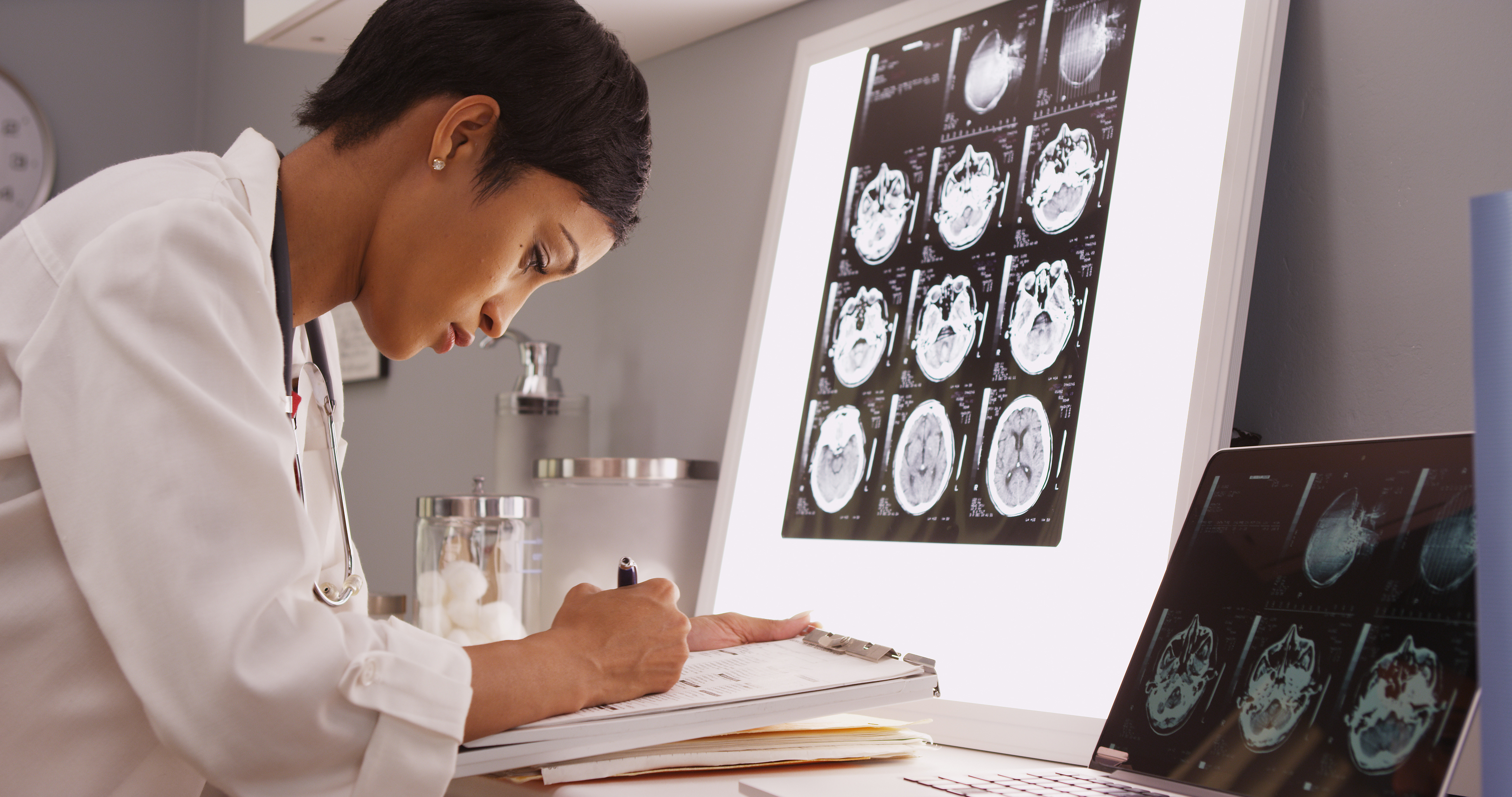 PACS in the Cloud: Guide to Streamlining Medical Imaging | Cloudticity